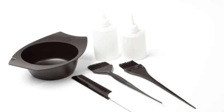 How to Mix Bleach Powder and Developer - Hair Explainer