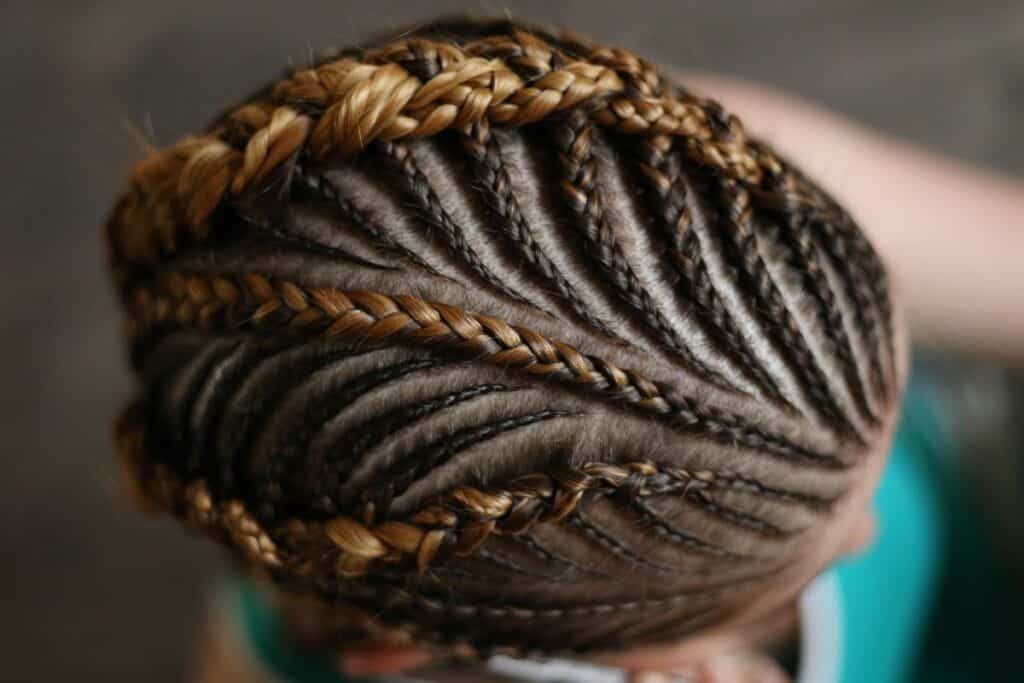 How To Keep Cornrows From Frizzing (Simple Tips) - Hair Explainer