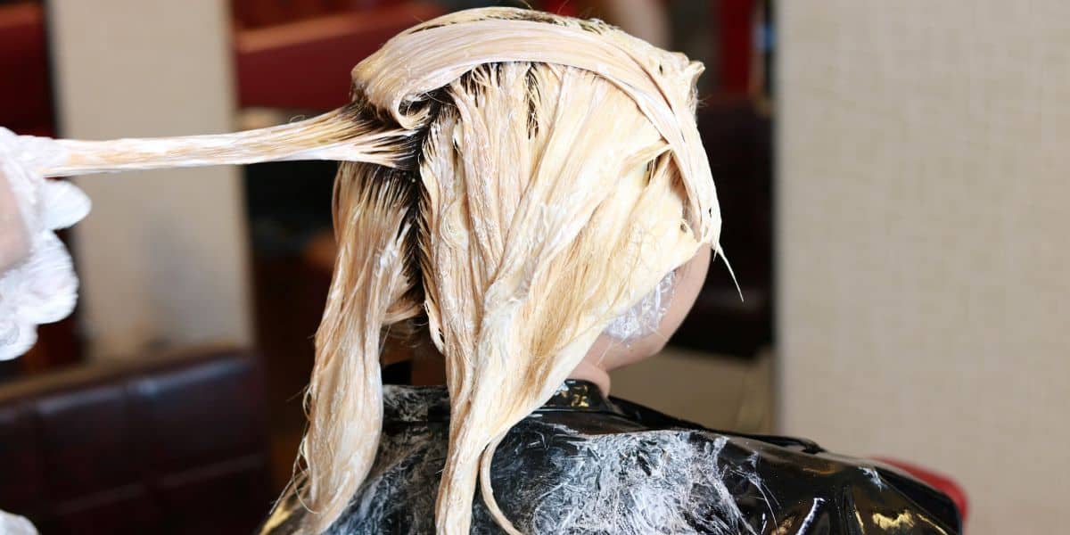 Can You Bleach Over Permanent Hair Dye? - Hair Explainer